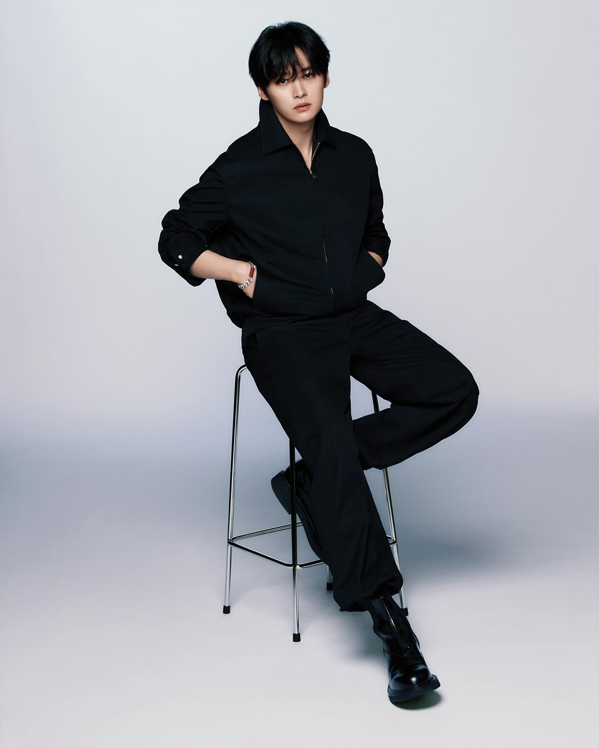 Gucci Names Stray Kids’ Lee Know Global Ambassador — Fashionography